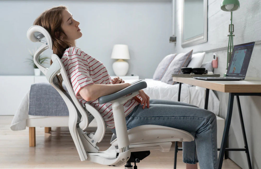 Can You Sleep in an Office Chair? Here’s What You Need to Know – UK ...